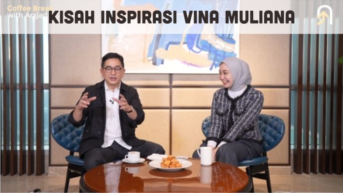 √ Kisah Inspirasi Vina Muliana dari Kuliah Salah Jurusan Menjadi ...